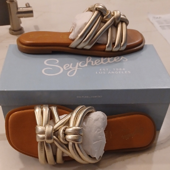 Seychelles | Shoes | Seychelles Womens Sun Kissed Gold Slide Sandals 65 ...
